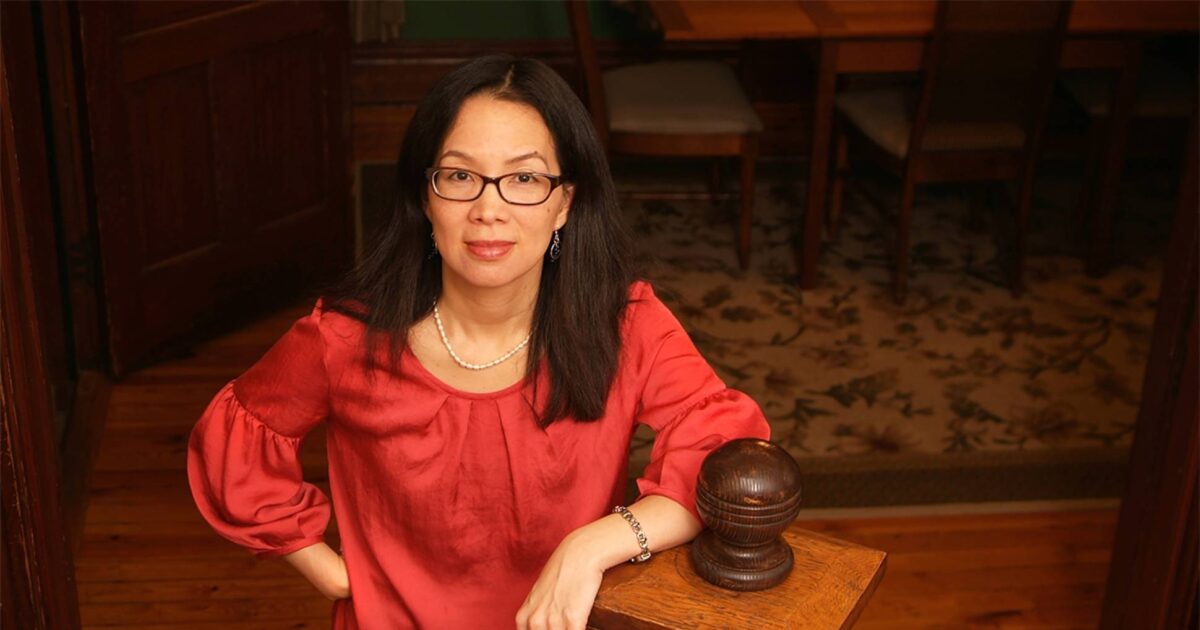 Adrienne Su | The Poetry Foundation