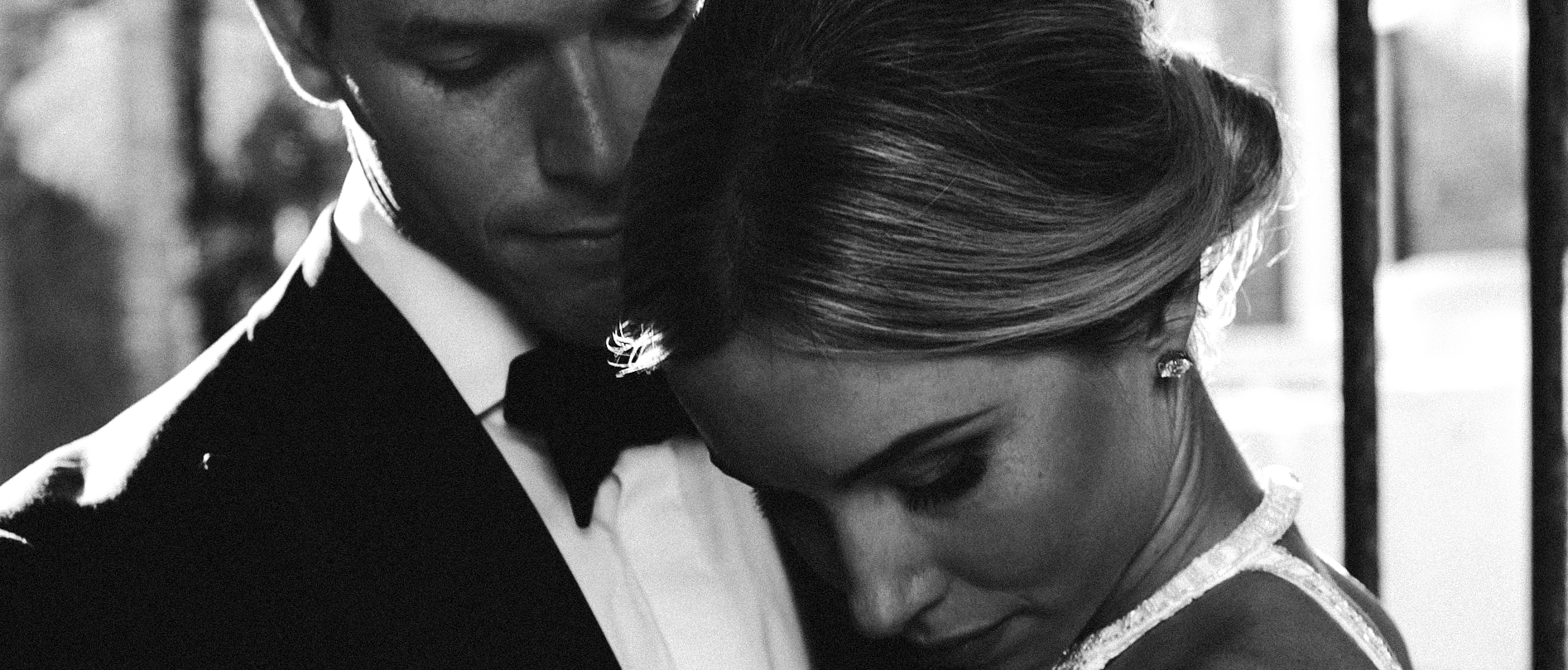 Alice + Cameron | Sydney, Australia | Gunners Barracks - Love Stories TV