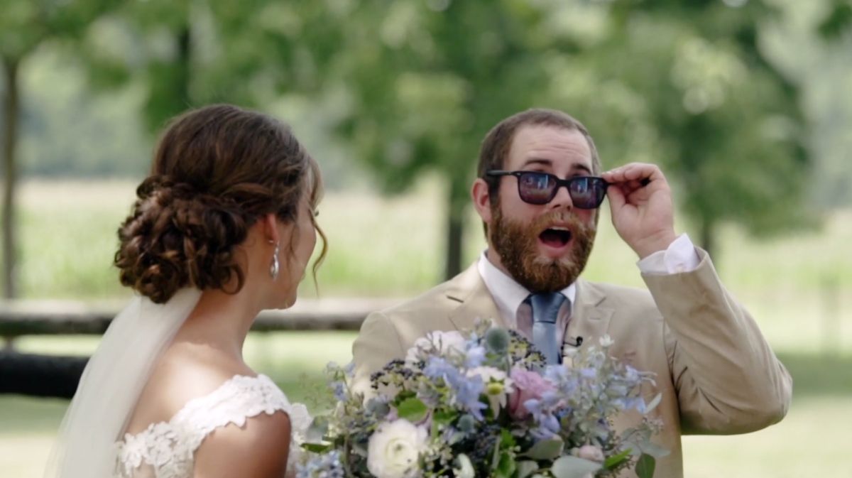 Watch: Colorblind Groom Sees Color for First Time on Wedding Day