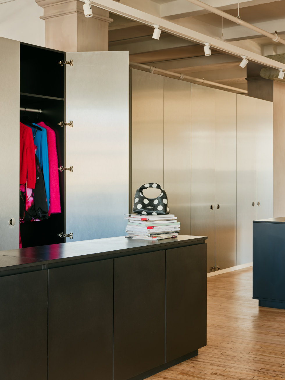 Marc Jacobs International Headquarters Features Juniper’s Multiverse ...