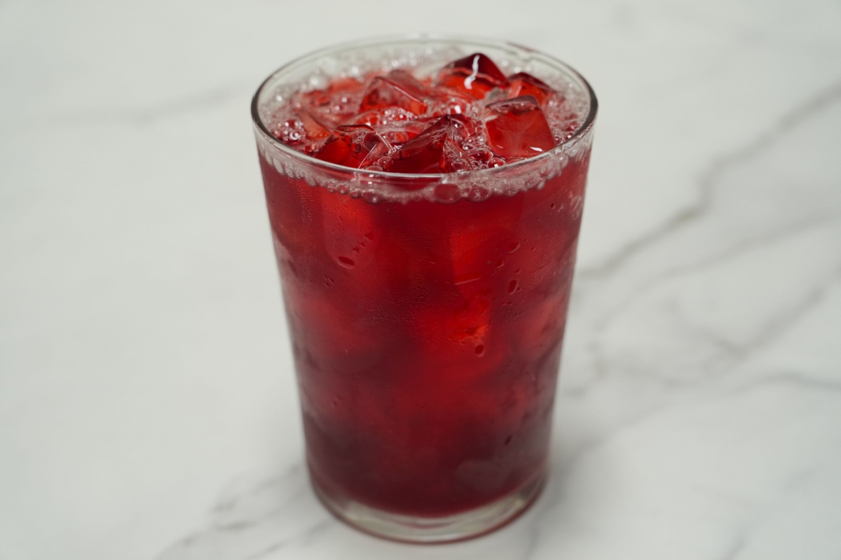 Kid-friendly Bold Boston Cranberry Iced Tea for One Recipe - Sticky ...