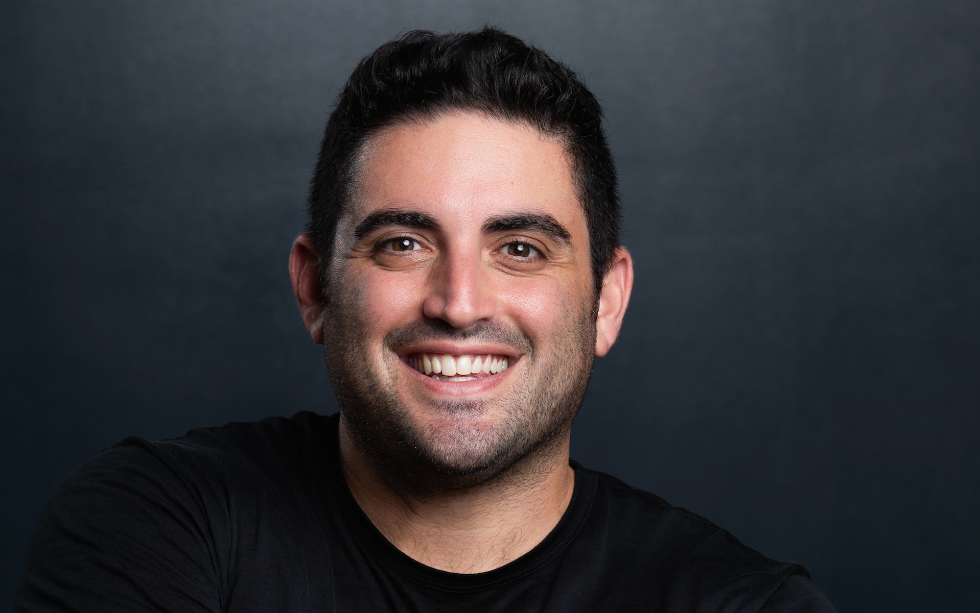 Jared Freid brings the live feeling to you with ‘Always a Mama Bear’