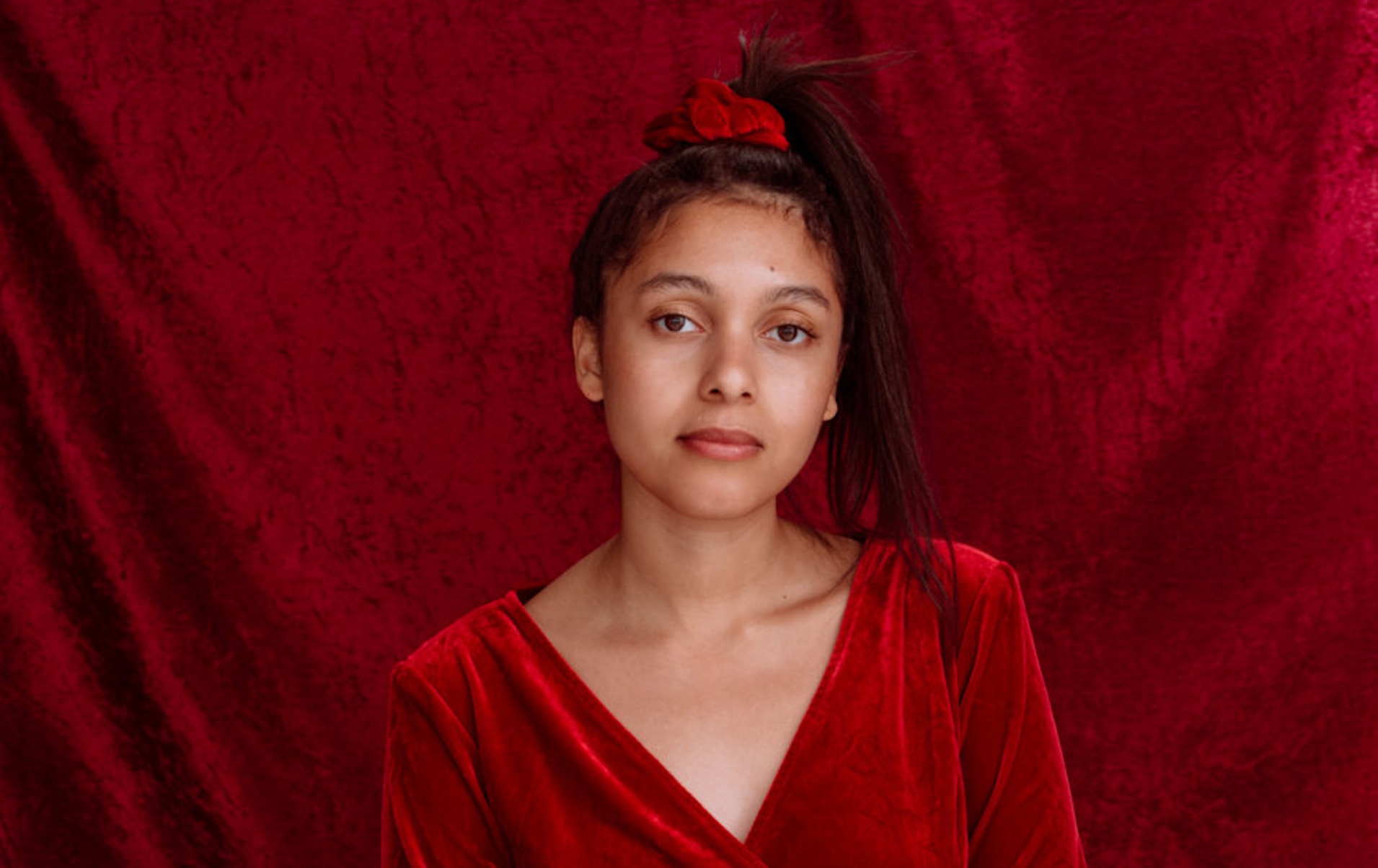 Seraphina Simone explores the smoke and mirrors behind 'Hollywood