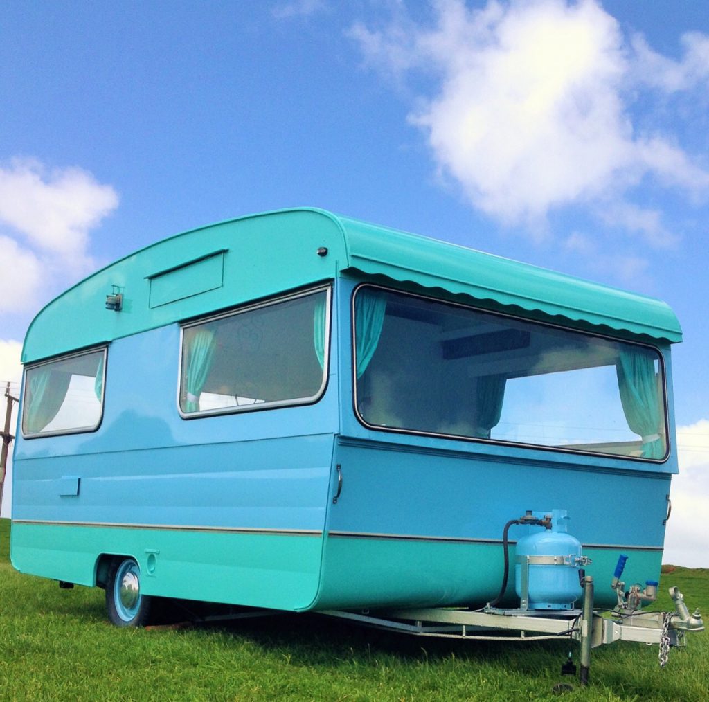 Vintage Trailer Rallies for West Coast Fans - RVshare.com