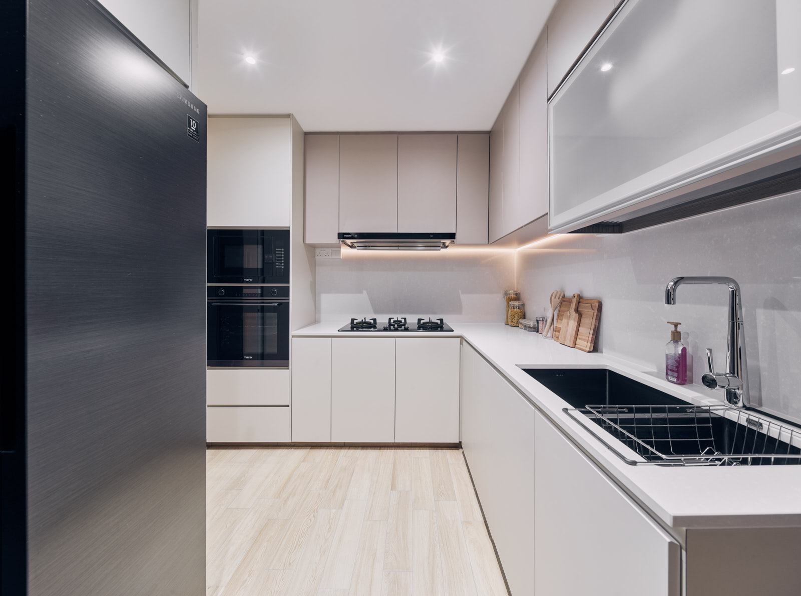 The 6 Most Functional Kitchen Layouts Today