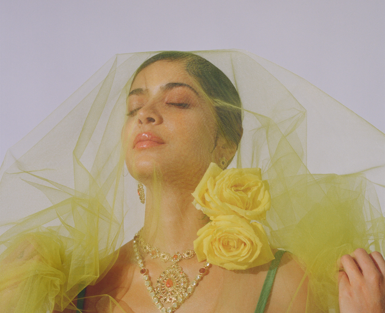 Lao Ra Shares "Picaflor" featuring C. Tangana: WATCH - Soundazed