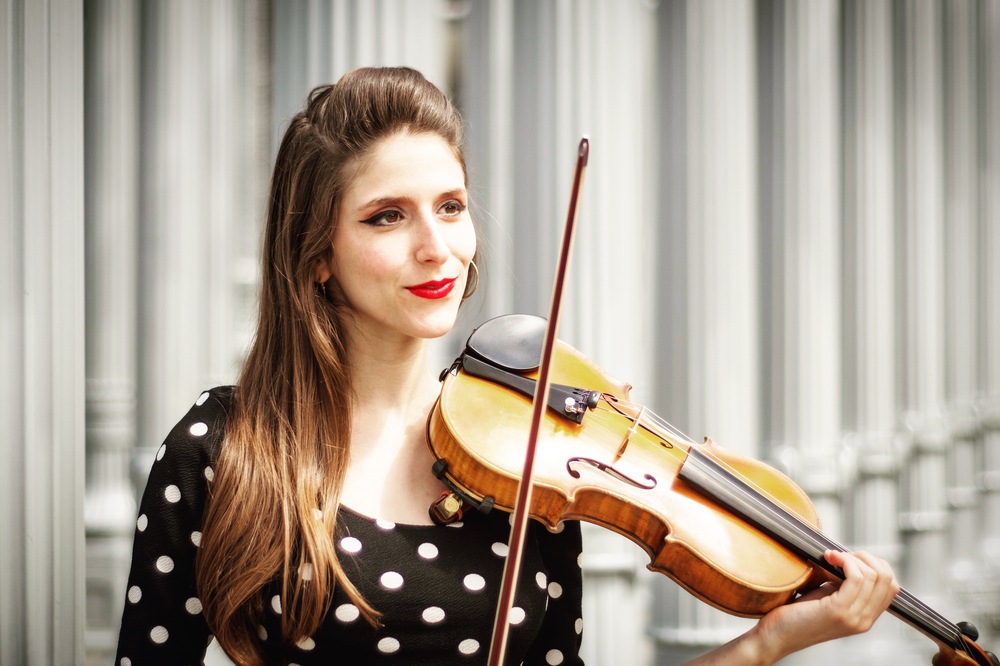 Sabrina Tabby | Stagetime