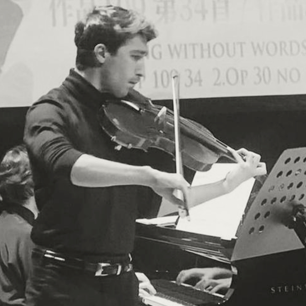 Davis Butner | Stagetime