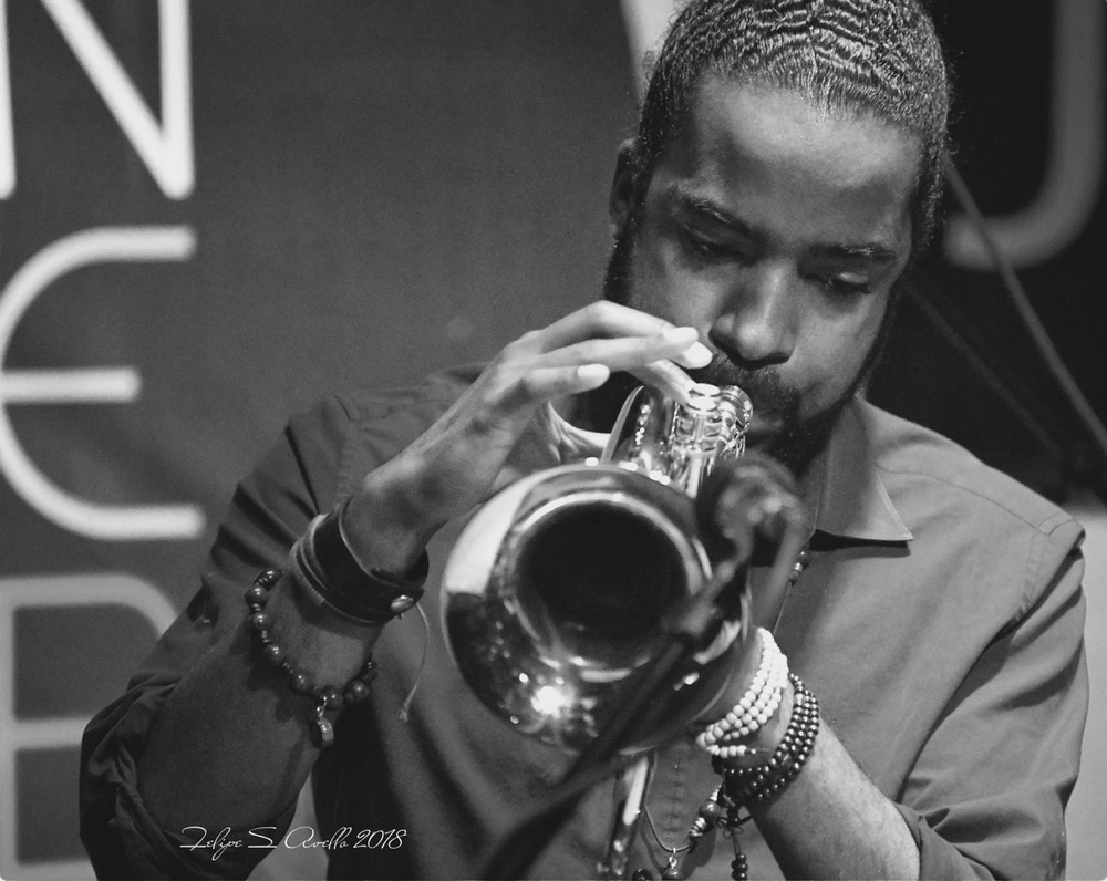 Jean Caze | Stagetime