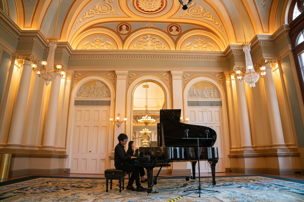 Junwen Liang | Stagetime