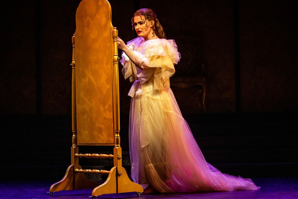 Sarah Fleiss | Stagetime