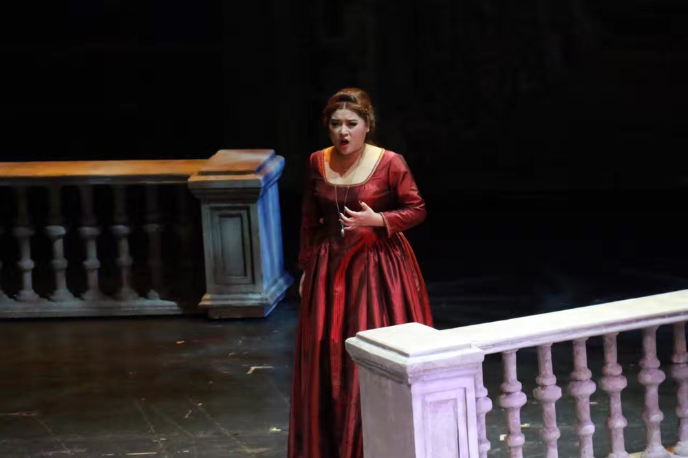 Xiaotong Cao | Stagetime