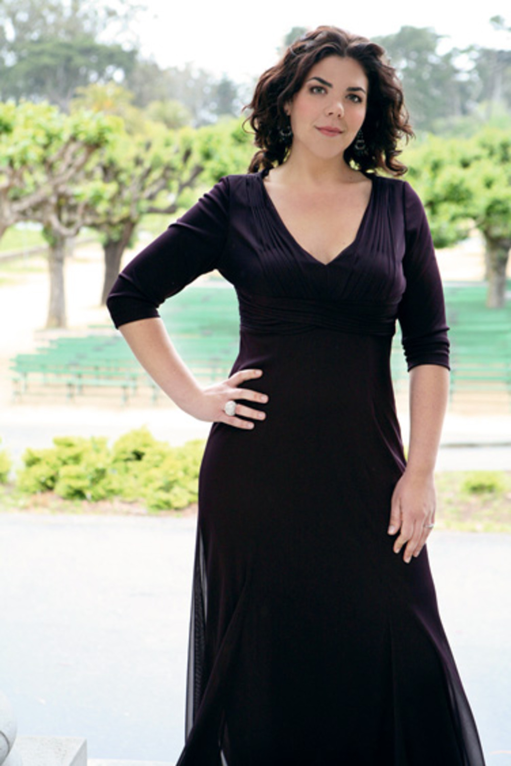 Daveda Karanas | Stagetime