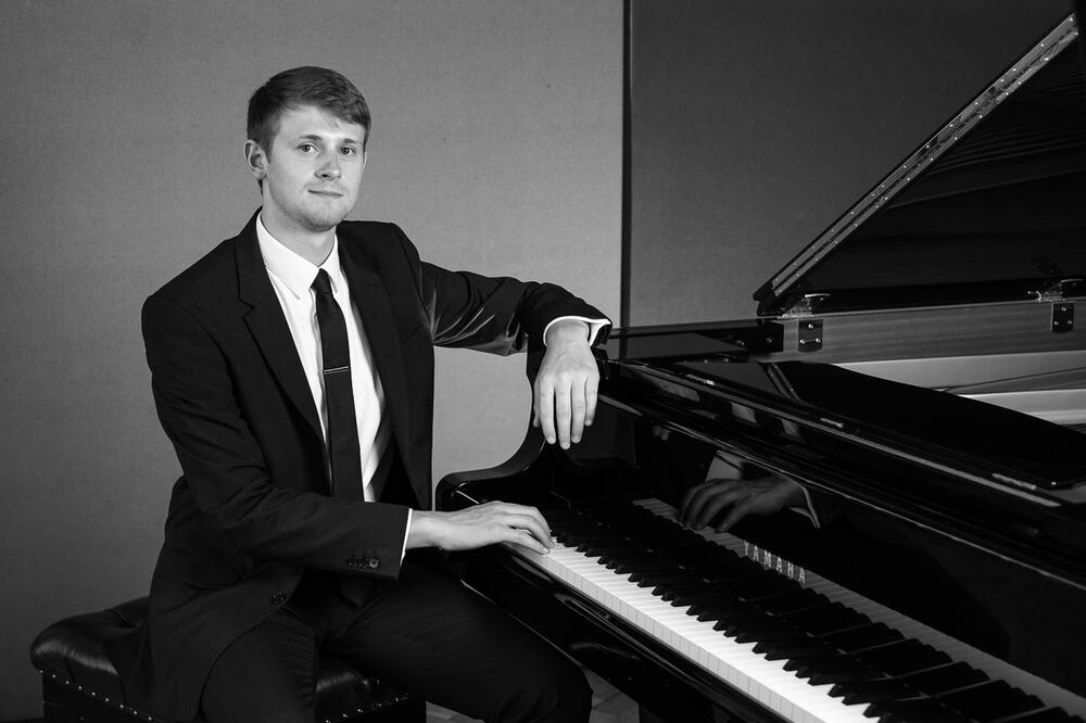 Tom Hicks | Stagetime