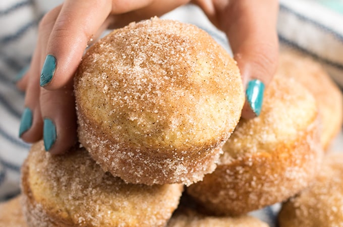 bisquick cinnamon sugar donuts