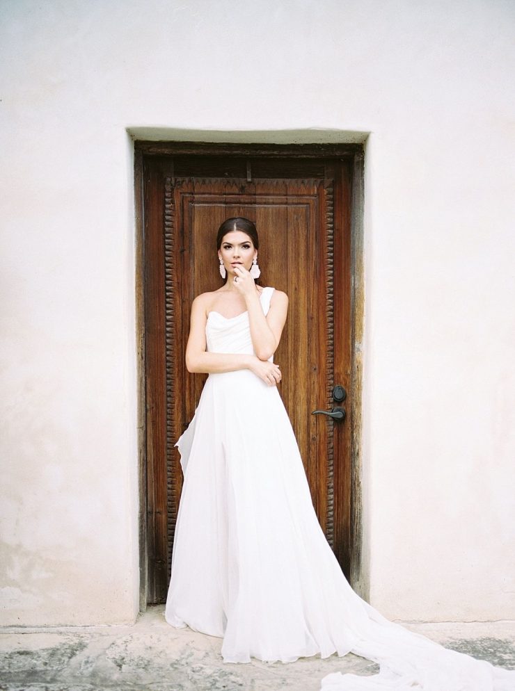 A History of Bridal Beauty – The White Wren