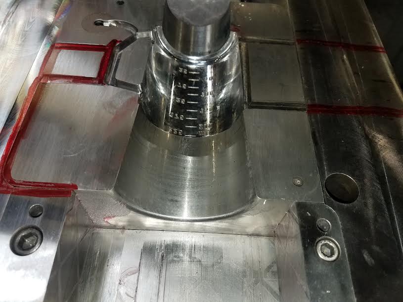 Injection Molding Repair Services | Universal Plastic Mold