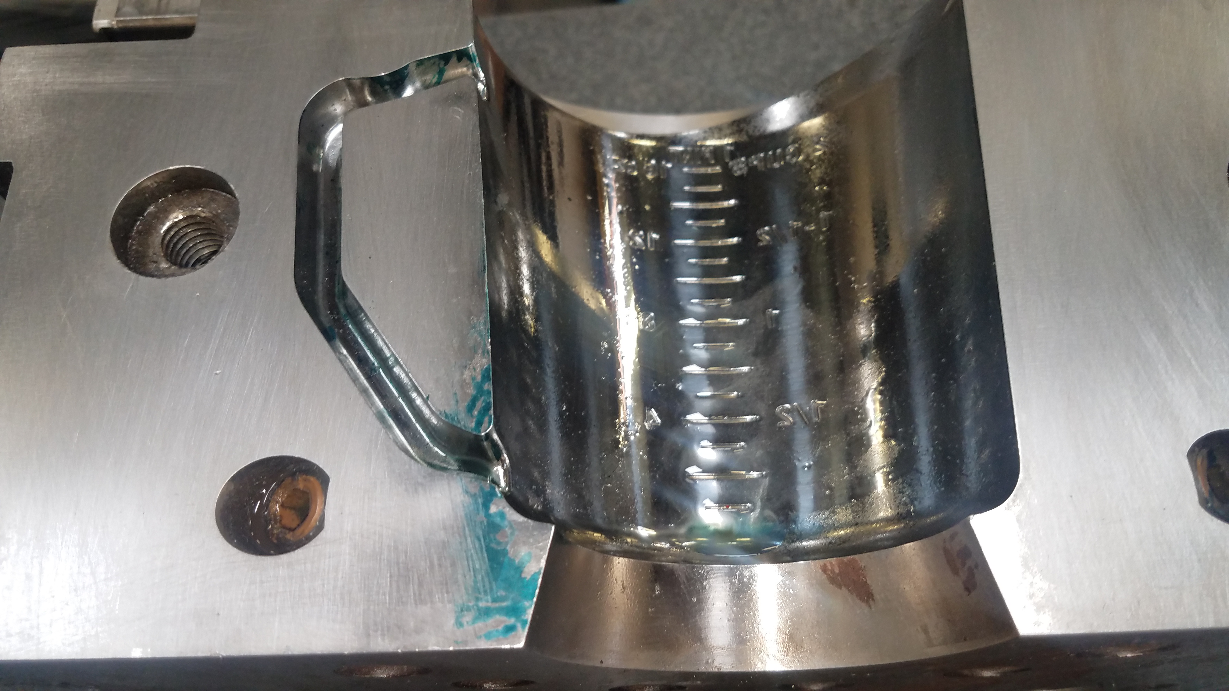 Injection Molding Repair Services | Universal Plastic Mold