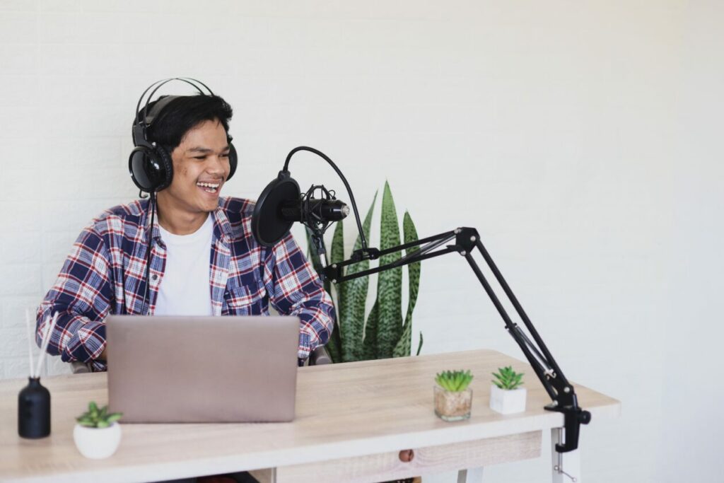 How to Start a Comedy Podcast - Website Tips and Tutorials